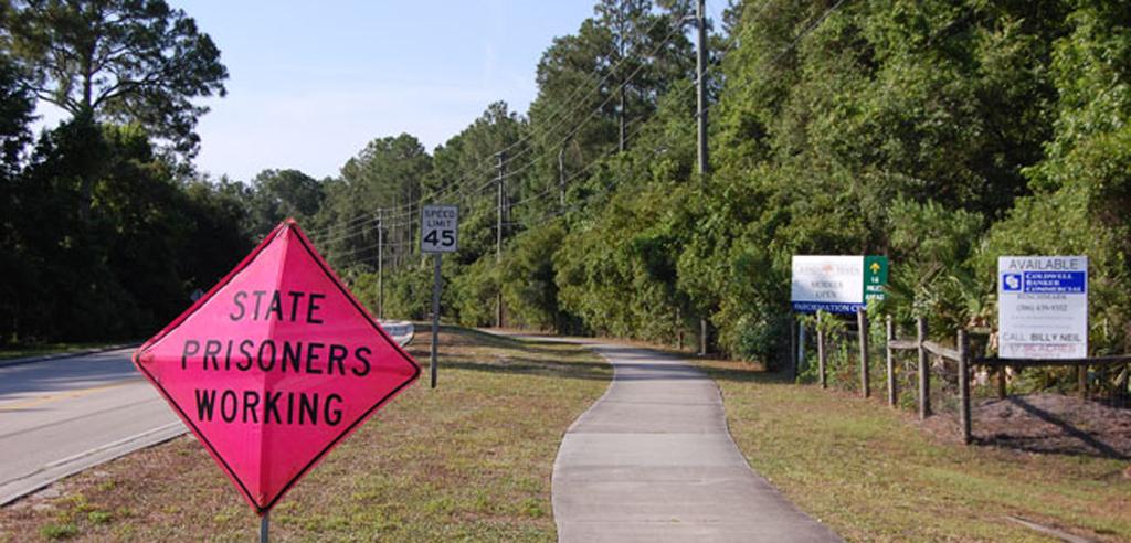 An Alabama Prisoner Forced to Work on Road Crew Killed By Passing Car